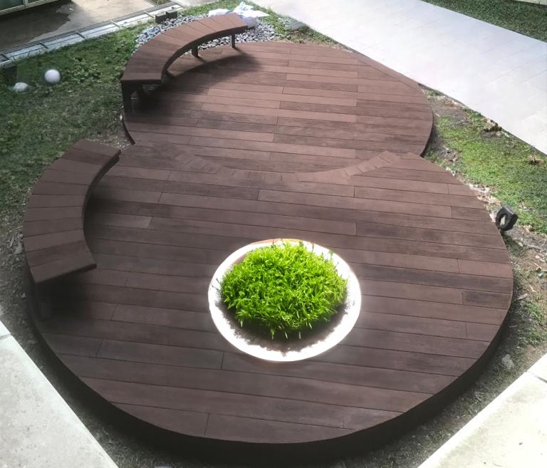 Breaking Boundaries: Redefining Decking in Singapore with ES Simulated ...